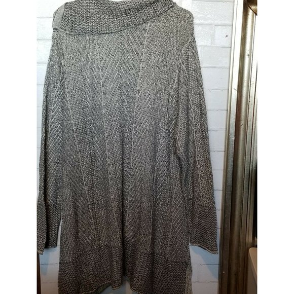 eight eight eight | Sweaters | Eight Eight Eight Womens Plus Gray ...